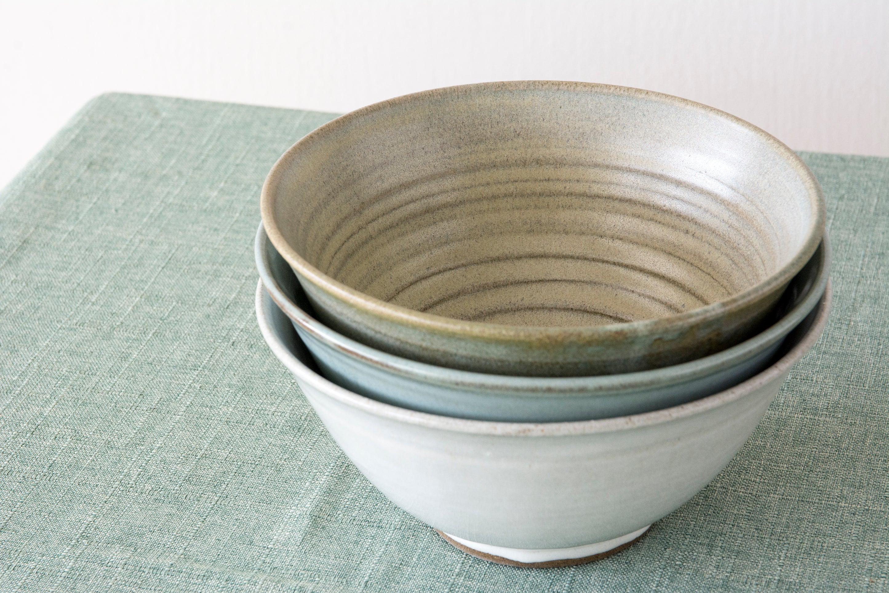 Rustic Pottery Noodles Bowls, Extra Large Ramen Bowls, 40 fl oz – Mad ...