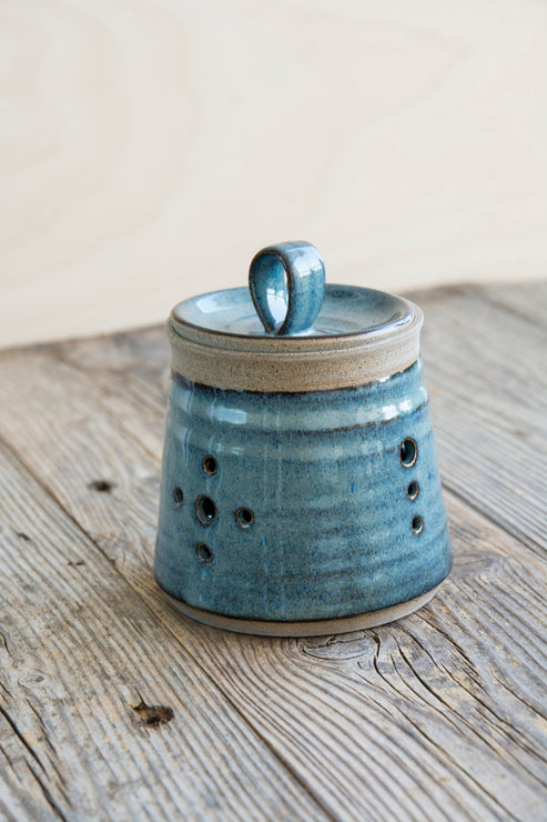 Handmade Pottery Kitchen Gift - Keep Your Garlic Fresh in Style – Mad ...